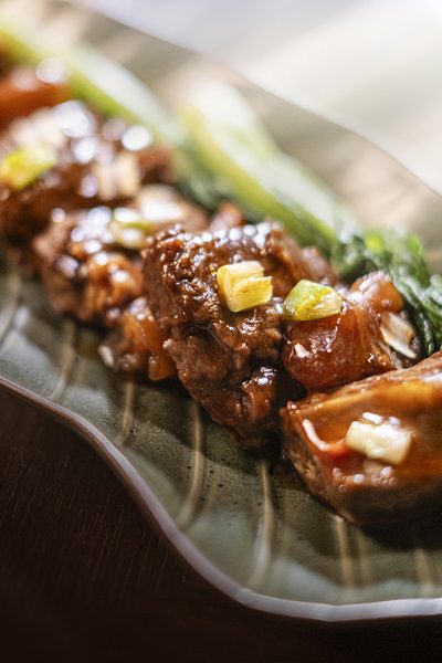 Premium Economy Braised beef brisket and tendon with chu hou sauce ...