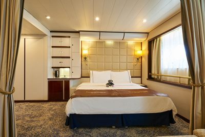 WindSurf_300Suite